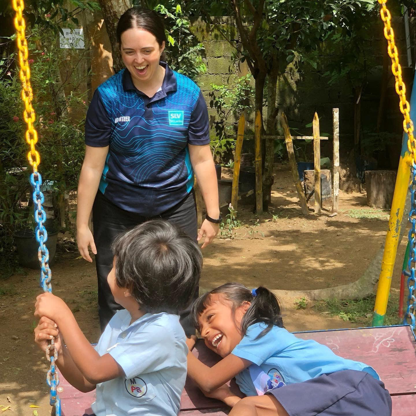 SL Volunteers - Students and Graduate Volunteering in Sri Lanka