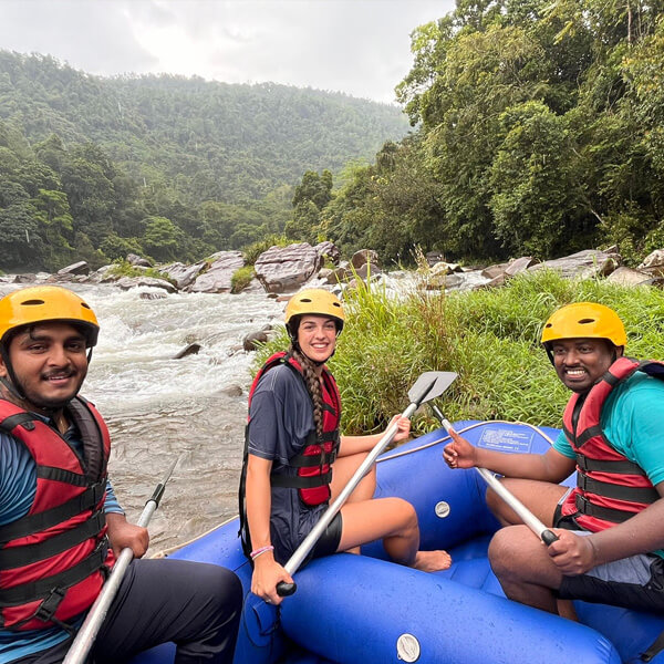 SL Volunteers - Students and Graduate Volunteering in Sri Lanka
